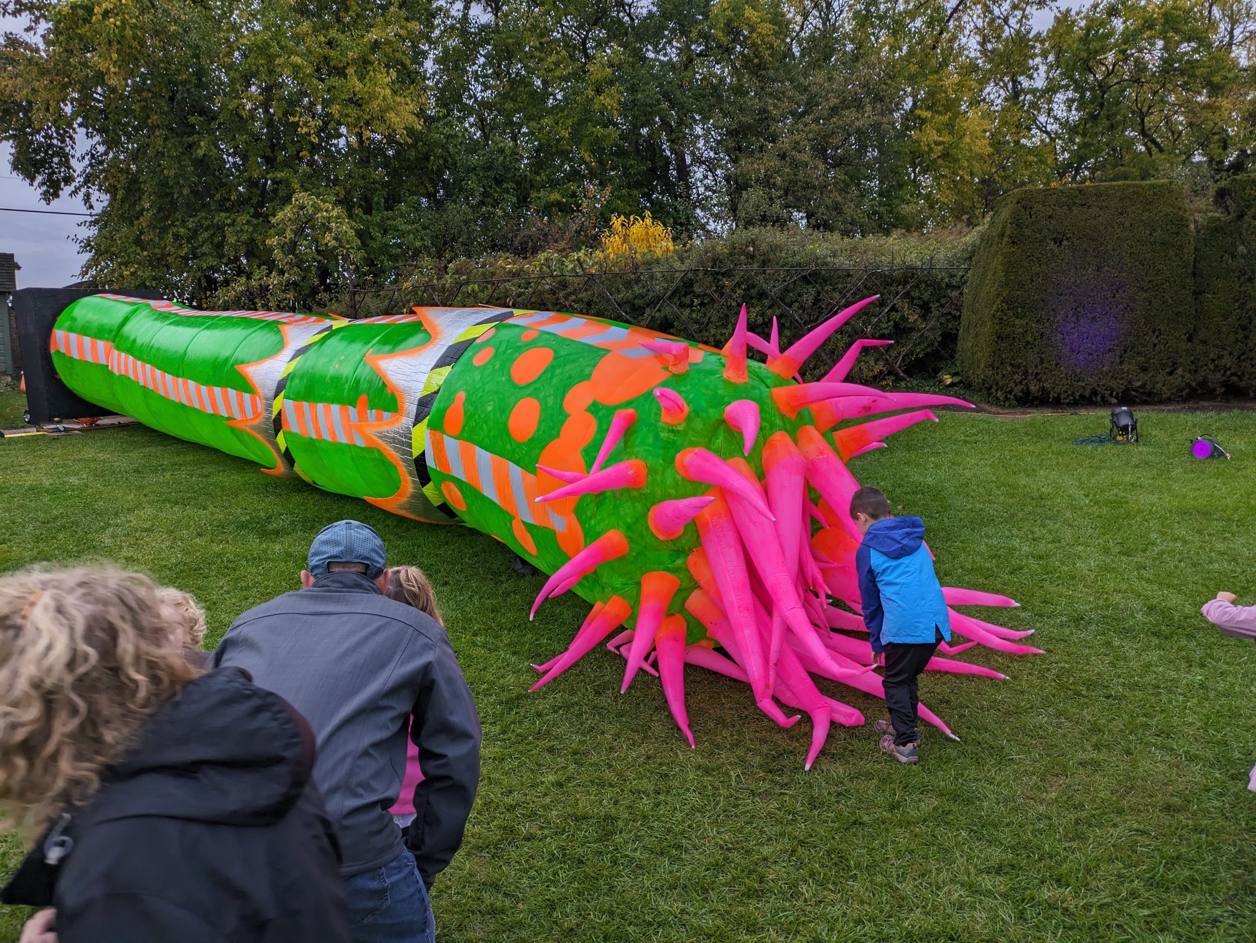 Formstone Castle Art – Baltimore's Backyard Light Artists